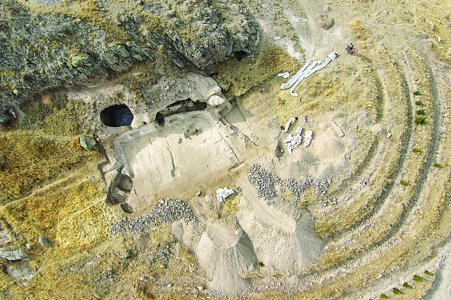4,000-Year-Old Hidden Tunnel Discovered in Ancient Castle in Turkey