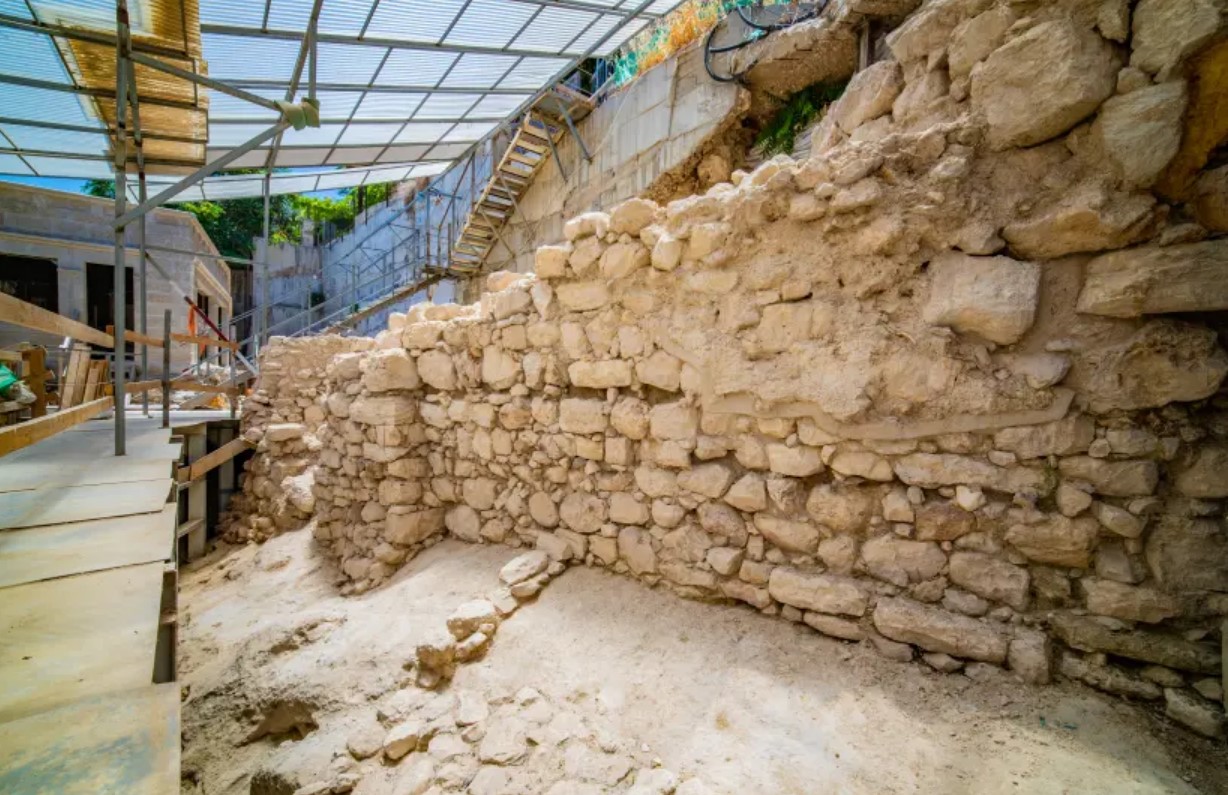 Archaeologists Find Destruction Left by Babylonian Conquest of ...