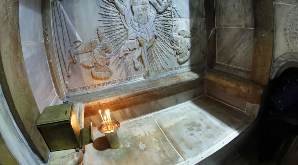 Reconstructed Jesus’ Tomb Opened for First Time in 500 Years ...